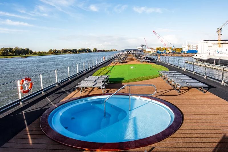 The Danube’s Imperial Cities and Yuletide Markets River Cruise - MS ...